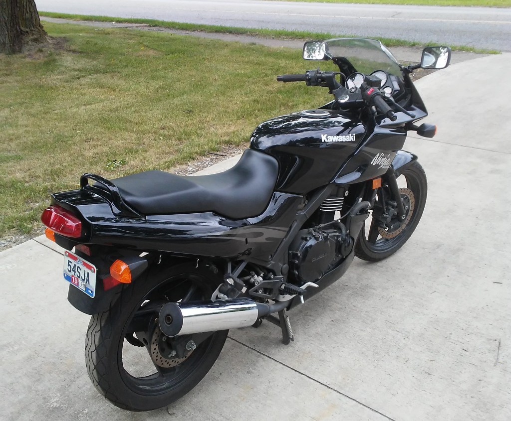 2009 Kawasaki Ninja 500 Review – The Motorcycling Blog